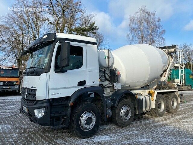 Stetter na šasiji Mercedes-Benz AROCS 3240 kamion s mešalicom za beton