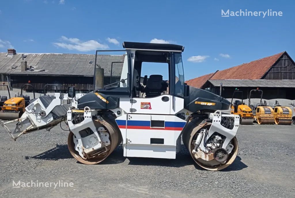 BOMAG BW 154 AP Road roller valjak za asfalt