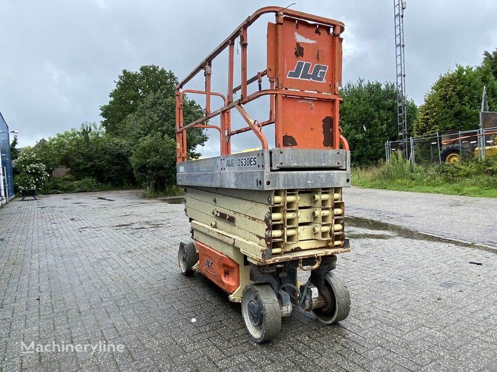 JLG 2630ES makazasta platforma