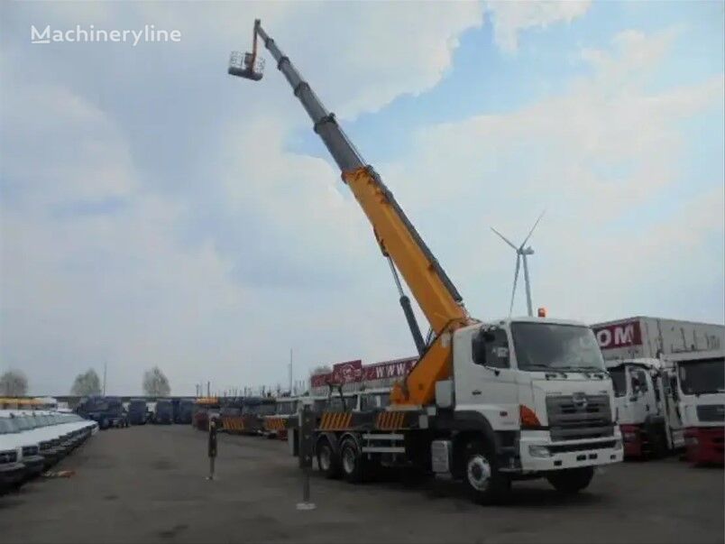 Hino 700 3441 6X4 Emelőkosaras 22,8m auto dizalica s korpom