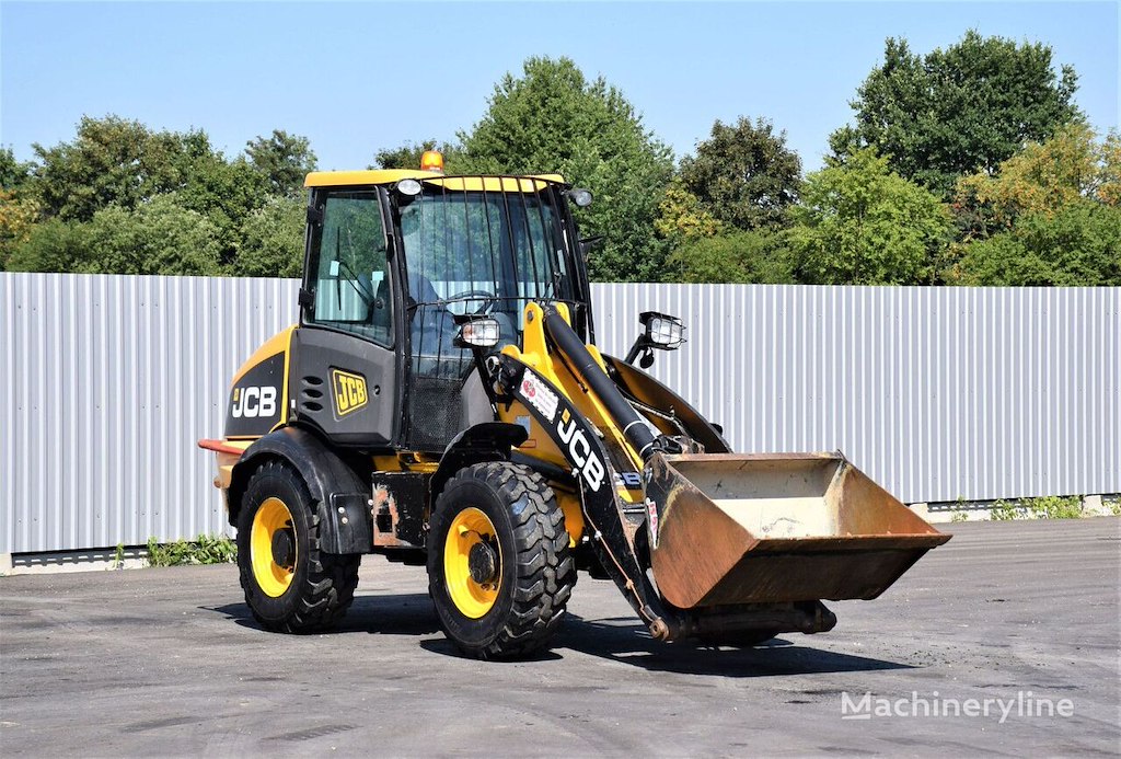 JCB 409 prednji utovarivač