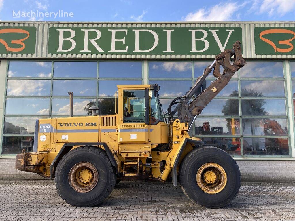 Volvo L 120 B prednji utovarivač