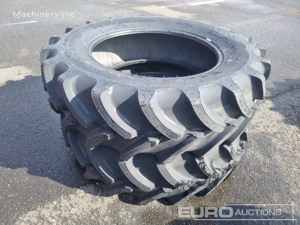 Prodaje se Firestone 380/85 R28 PERF85 TL 133D130E Tyres (2 of) gumi za prednje utovarivače na aukciji