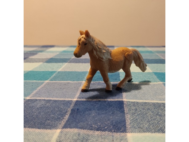 Schleich poni