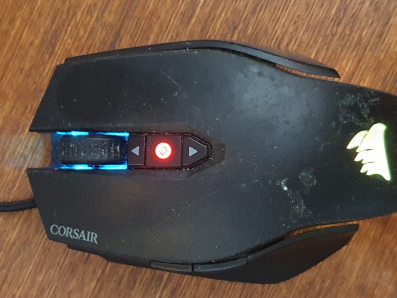 Corsair M65 pro RGB gejmerski mis