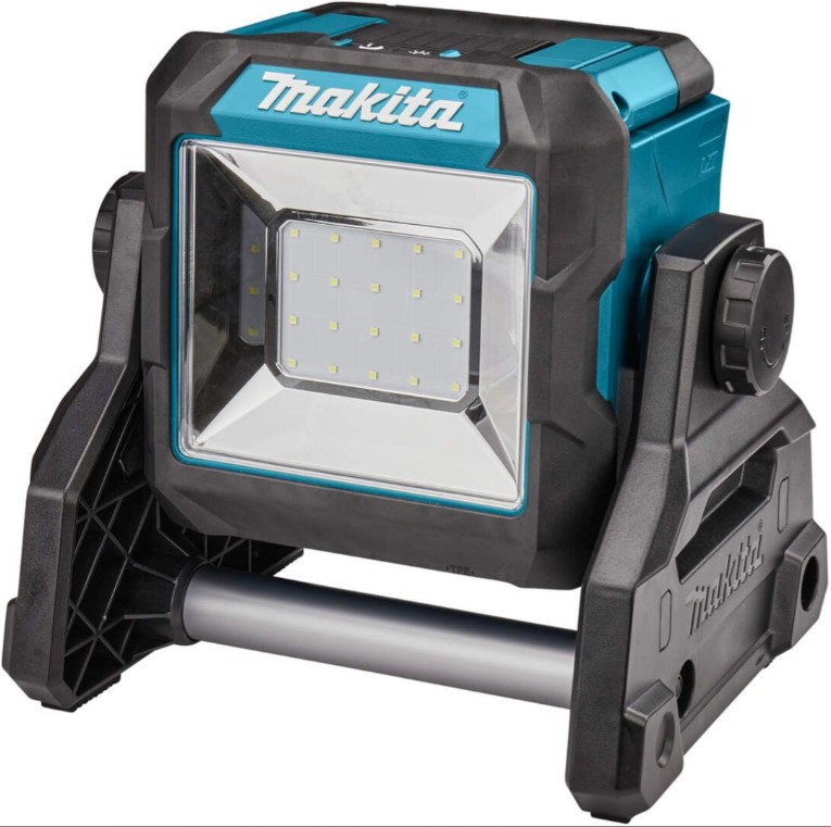 Makita Akumulatorska LED lampa-reflektor 40V DEAML003G; bez baterije i punjača