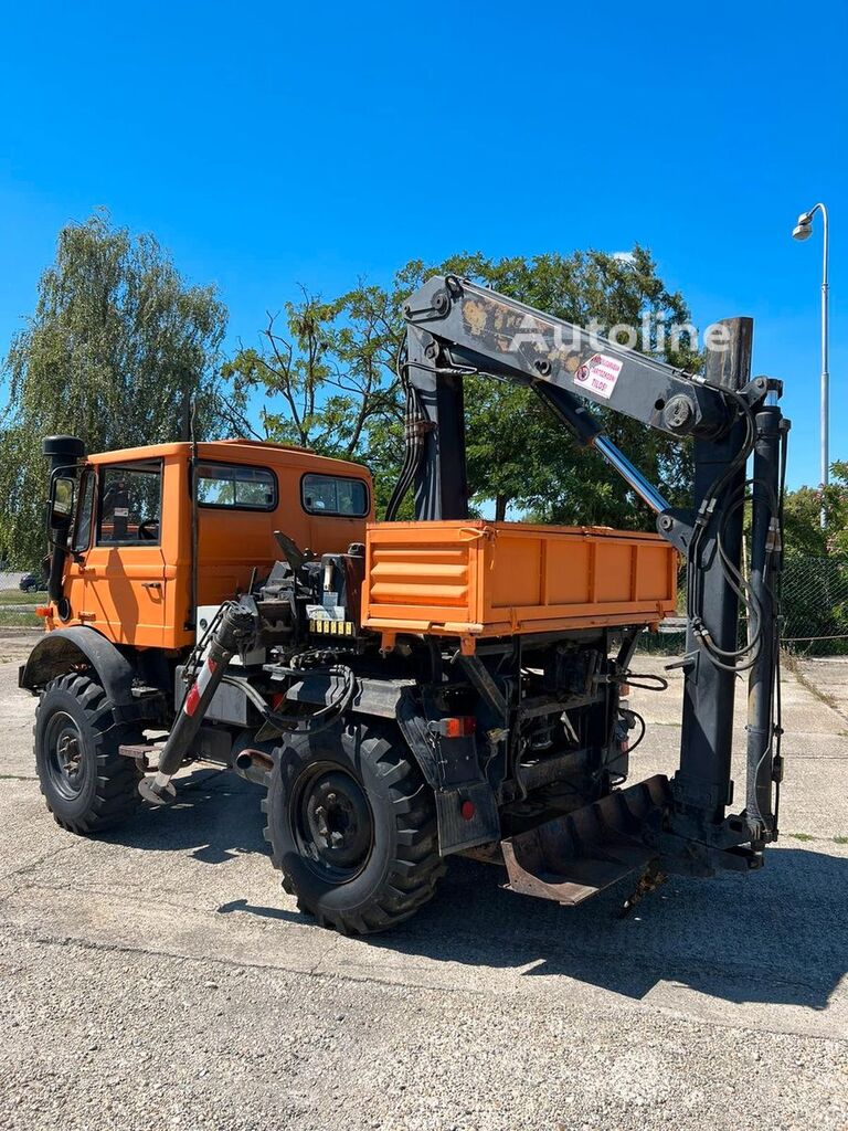 Mercedes-Benz UNIMOG kiper