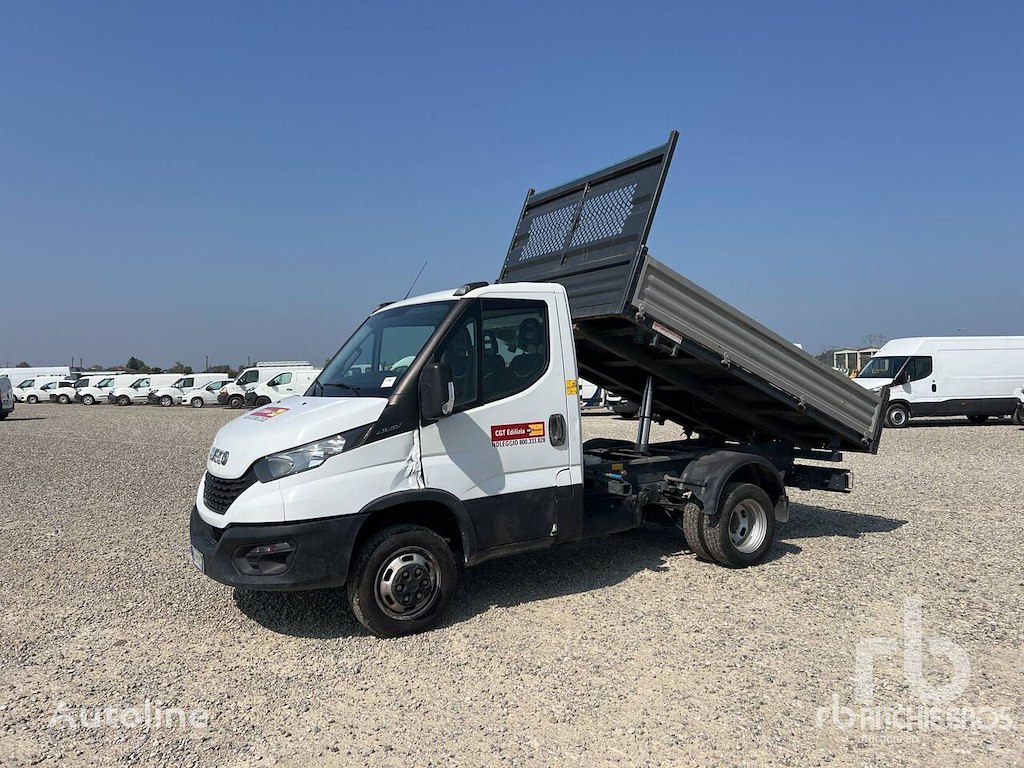 Prodaje se IVECO DAILY kiper na aukciji