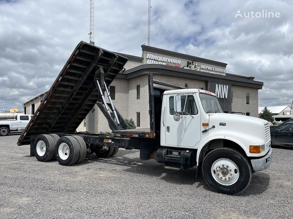 International 4900 kiper