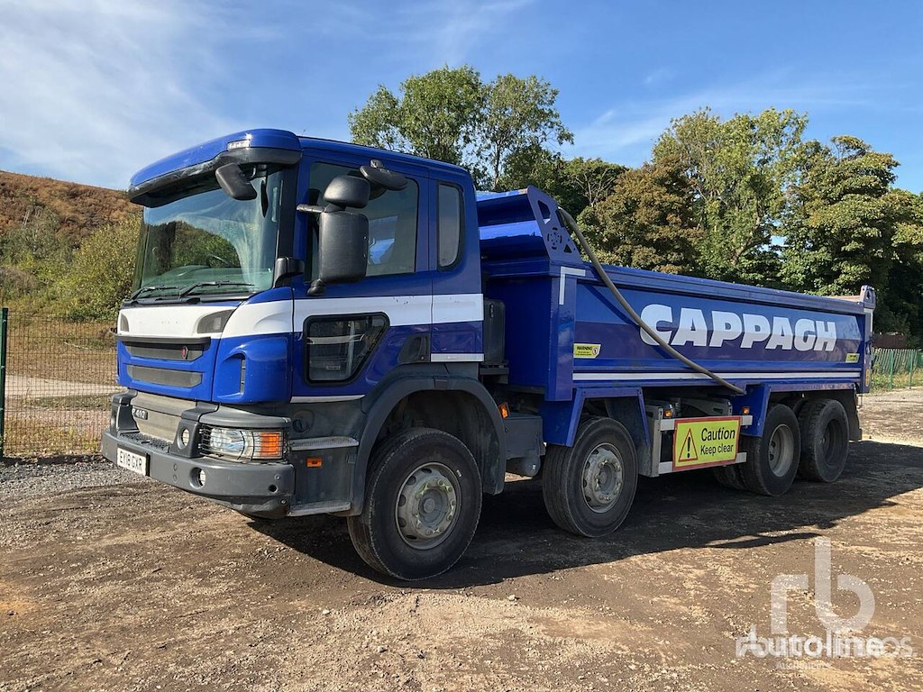 Prodaje se Scania P410 8x4 Twin-Steer kiper na aukciji