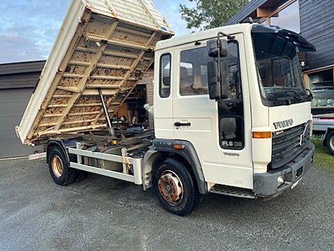 Volvo FL6 *180hp *3 WAY-TIP *ONLY 95tkm *FULL STEEL kiper