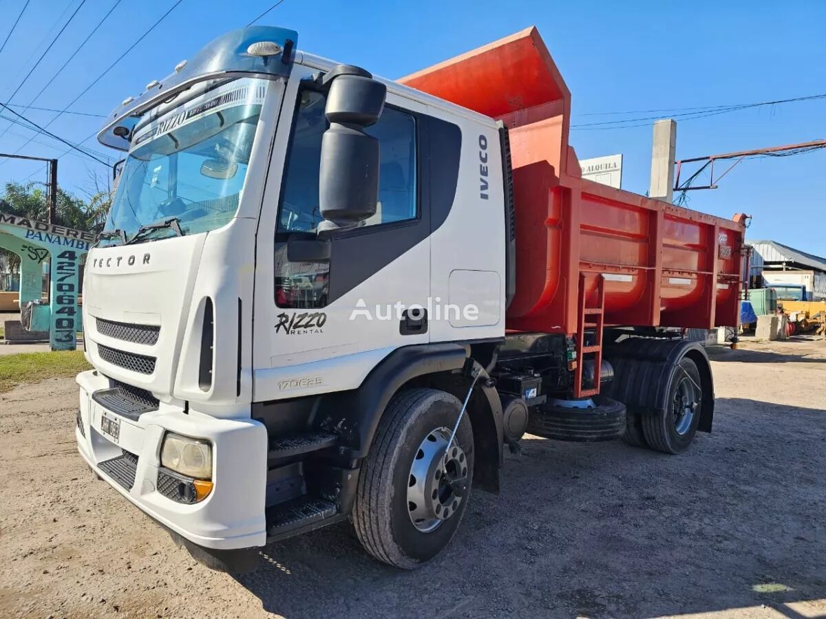 IVECO 120E25T kiper