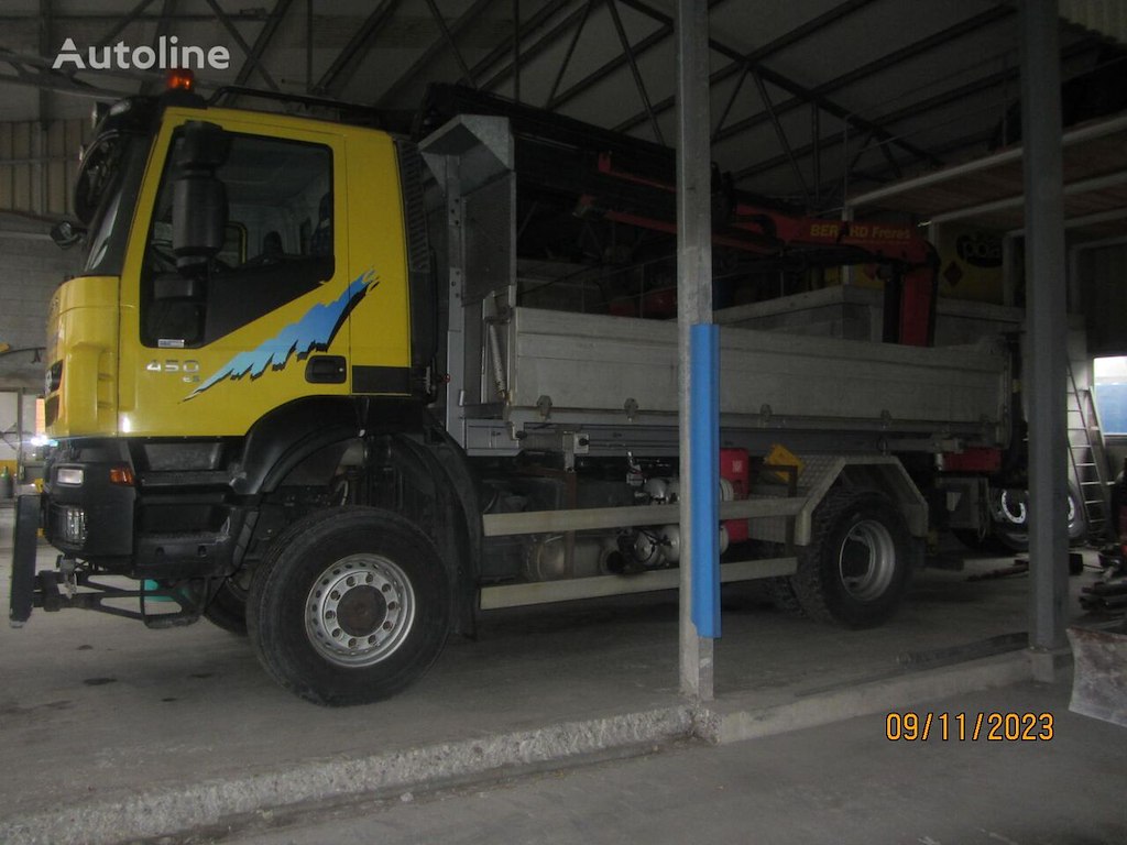 IVECO 450 kiper