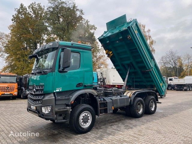 Mercedes-Benz AROCS 3351 kiper