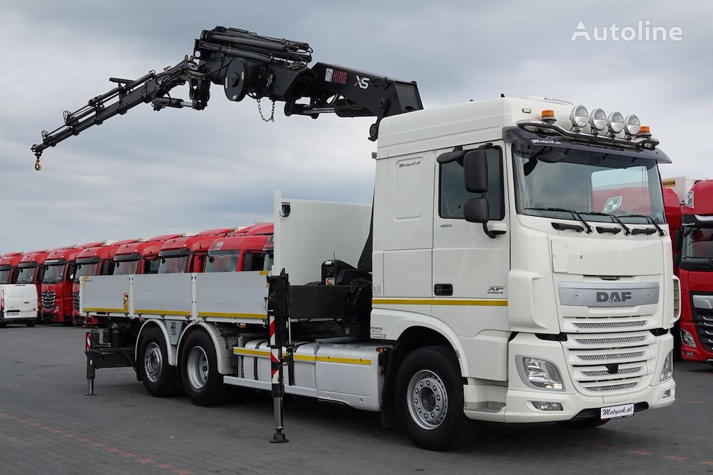 DAF XF 460 / 6x2 / SKRZYNIOWY 6.1 M + HDS HIAB 477 E-6 HIPRO + FLY J kamion s ravnom platformom