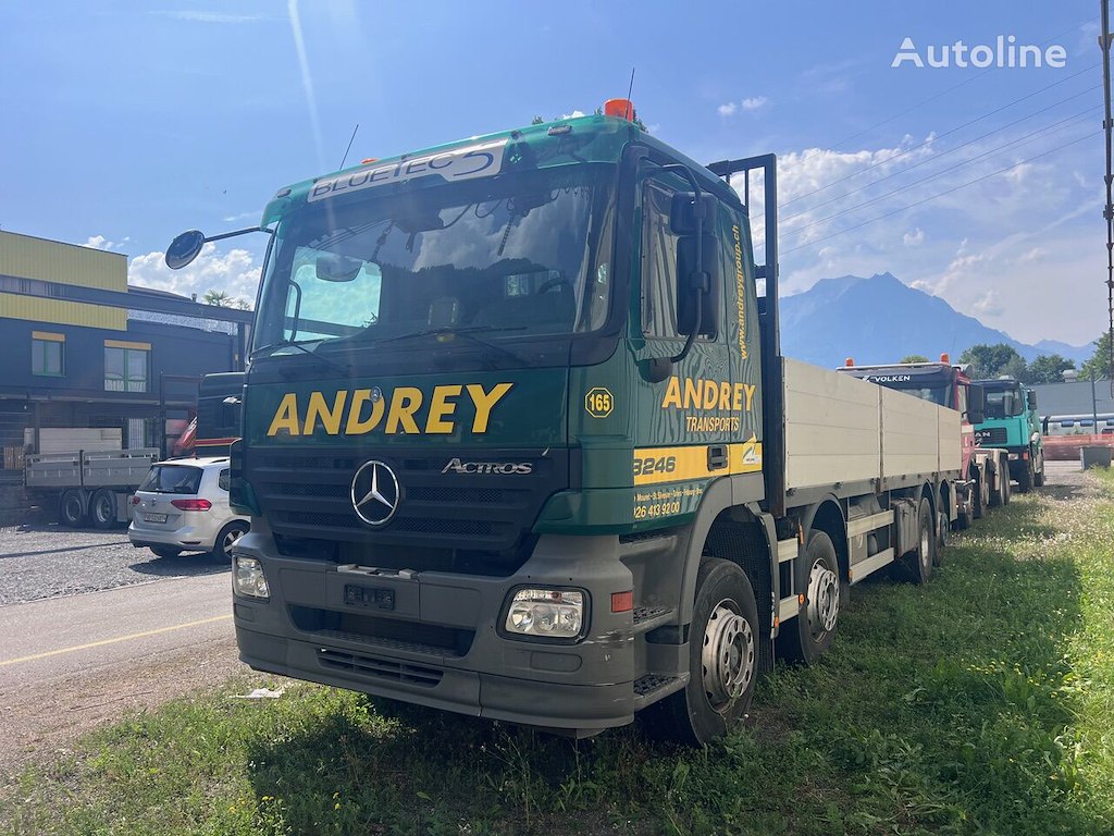 Mercedes-Benz ACTROS 3246 - 8x2 kamion s ravnom platformom