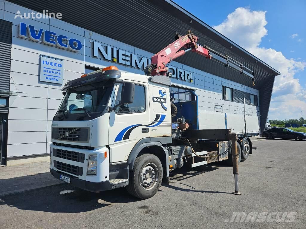 Volvo FM13 HMF 1820 kympitetty -18 kamion s ravnom platformom