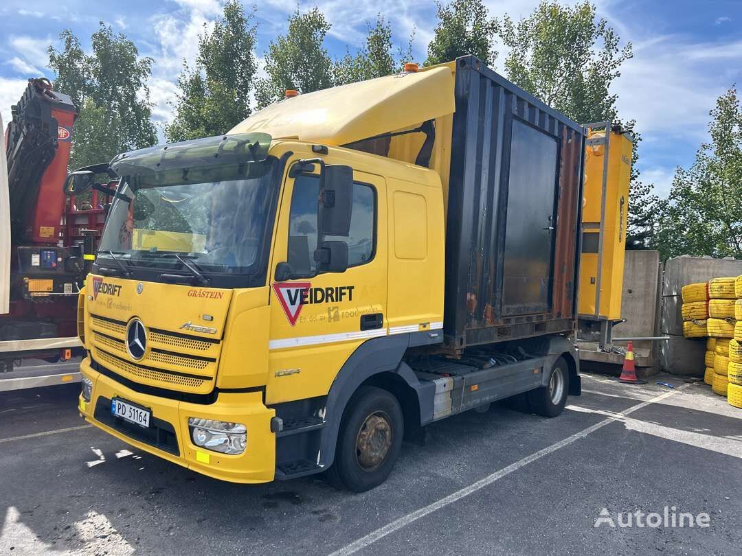 Prodaje se Mercedes-Benz ATEGO kamion furgon na aukciji