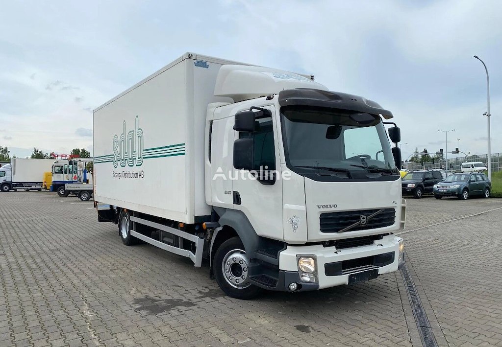 Volvo FL 240 Koffer - Opening Side + Tail Lift kamion furgon