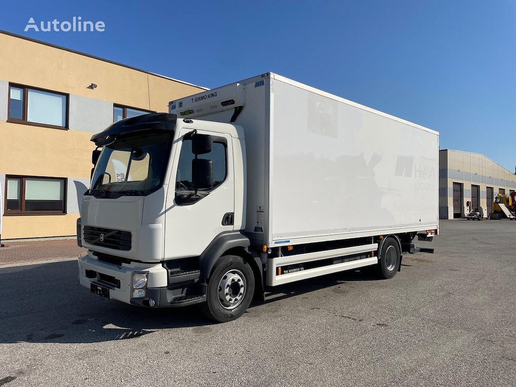 Volvo FL240 + AUTOMATIC + LIFT kamion furgon