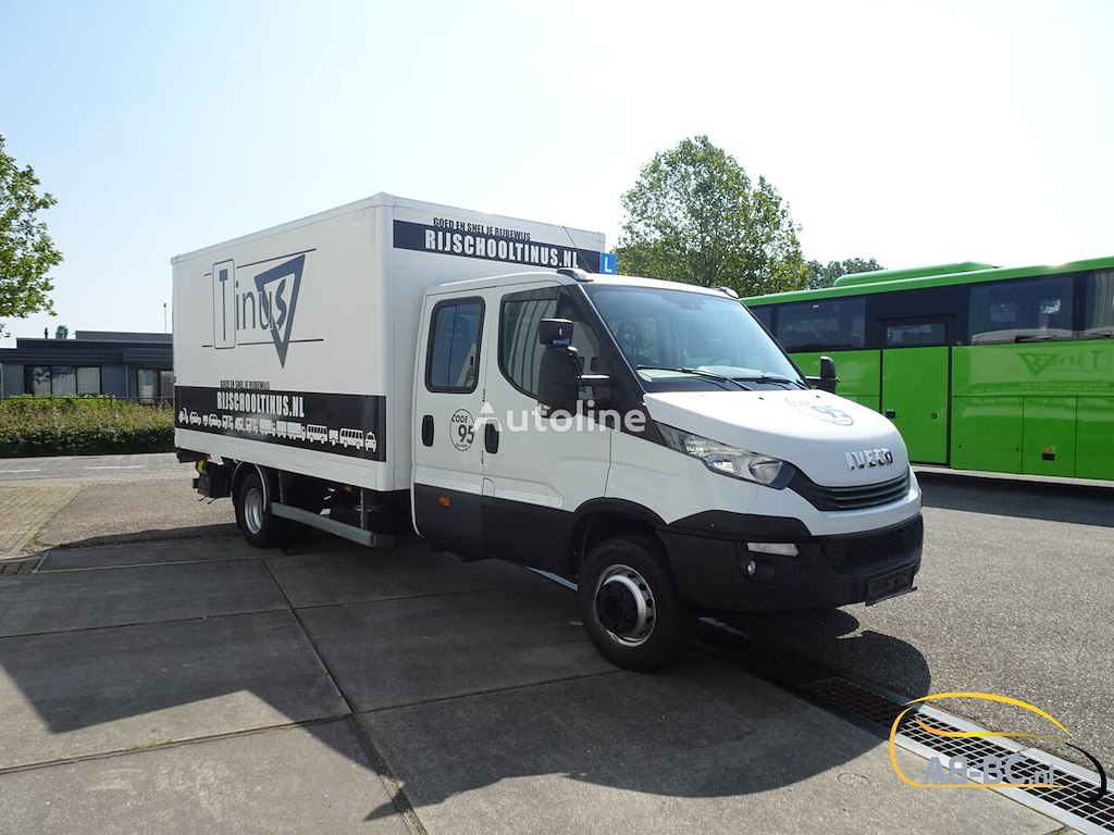 IVECO 70C18 Double cabine with lift kamion furgon