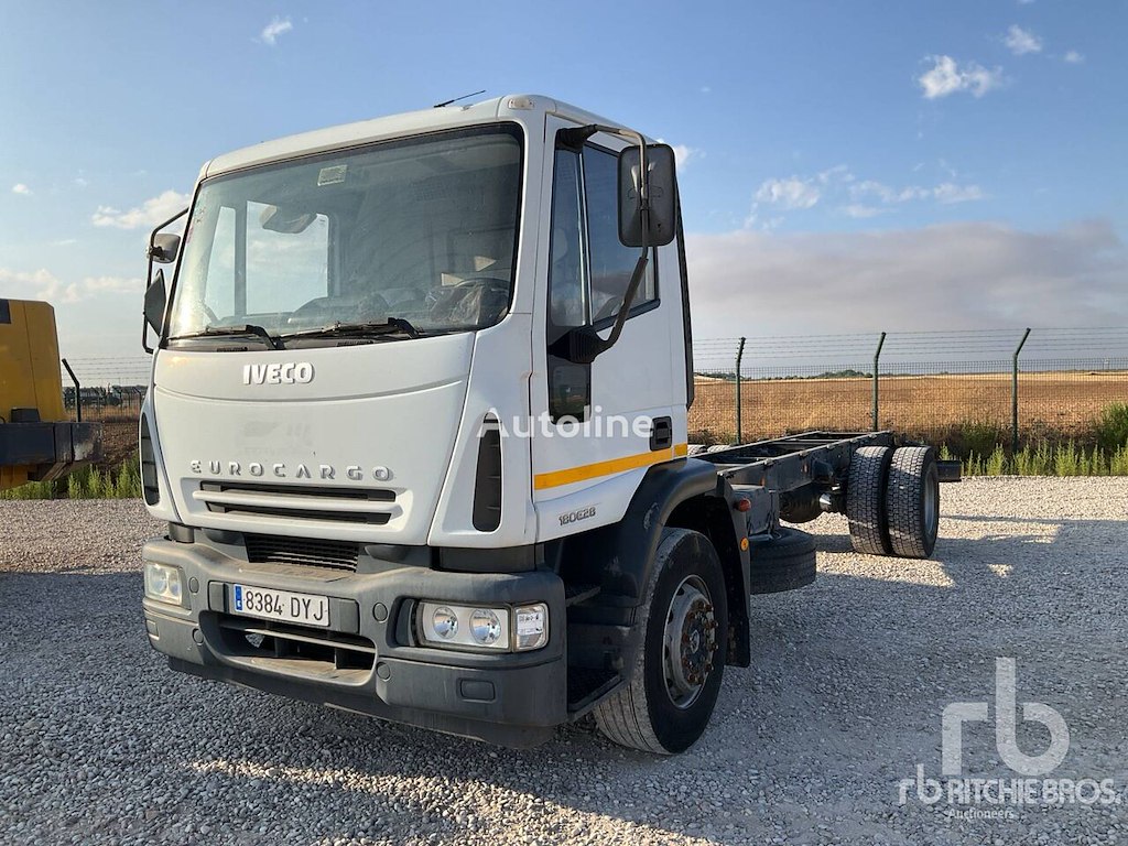 Prodaje se IVECO EUROCARGO 180E2 4x2 kamion šasija na aukciji