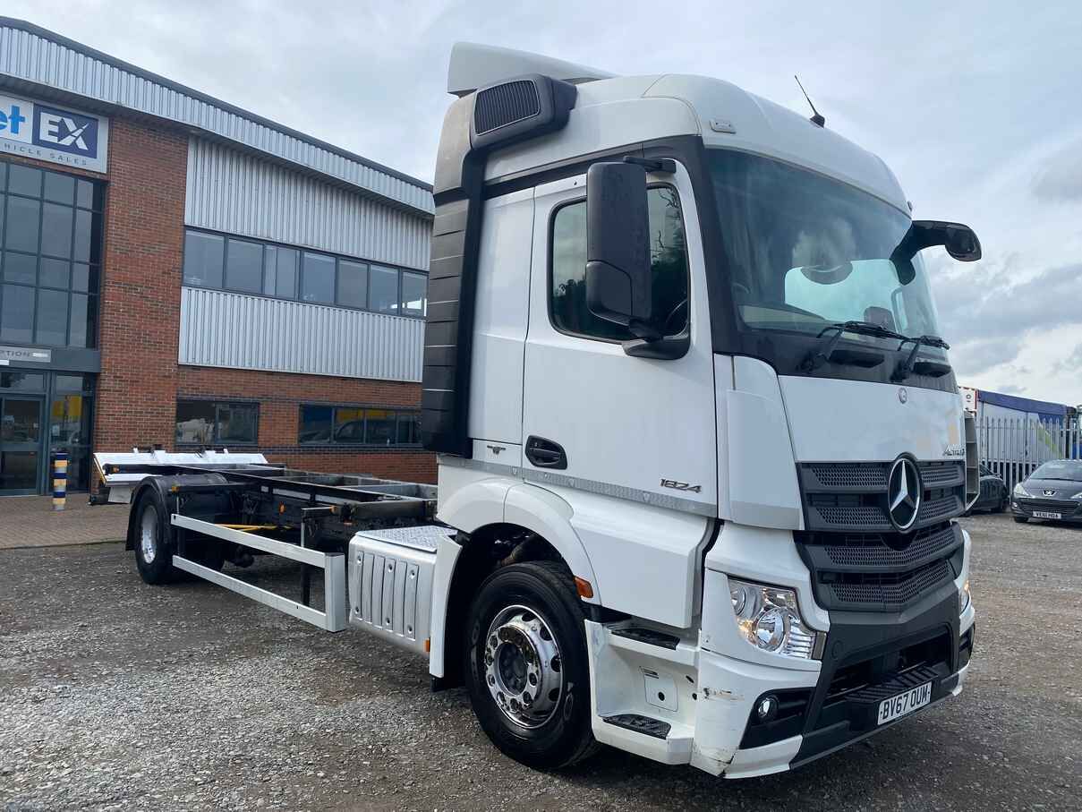 Mercedes-Benz ACTROS 1824 kamion šasija