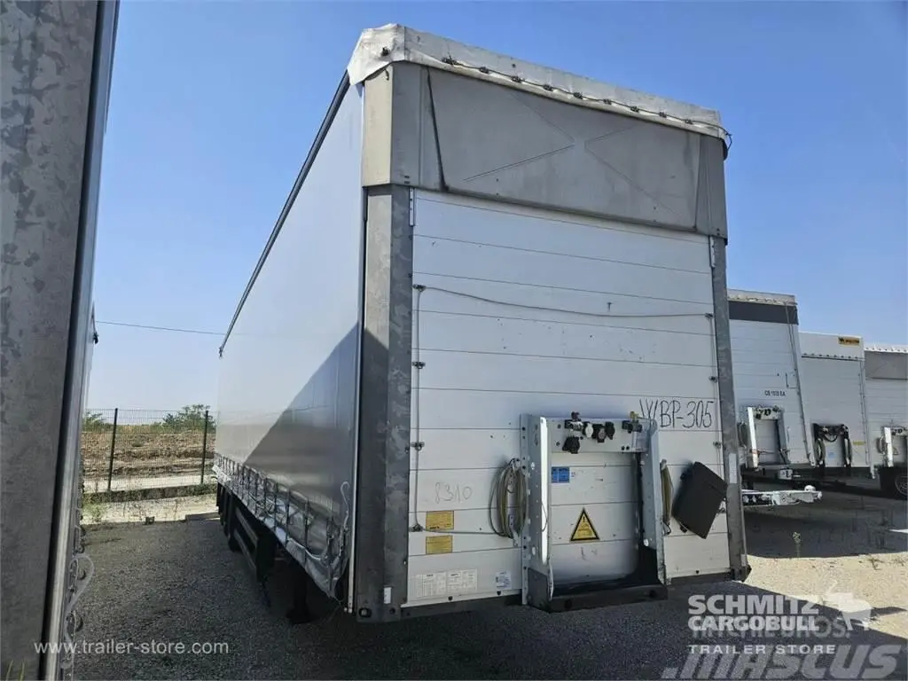 Schmitz Cargobull Curtainsider Mega