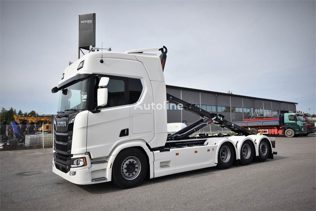 Scania R590 8X4 kamion rol kiper