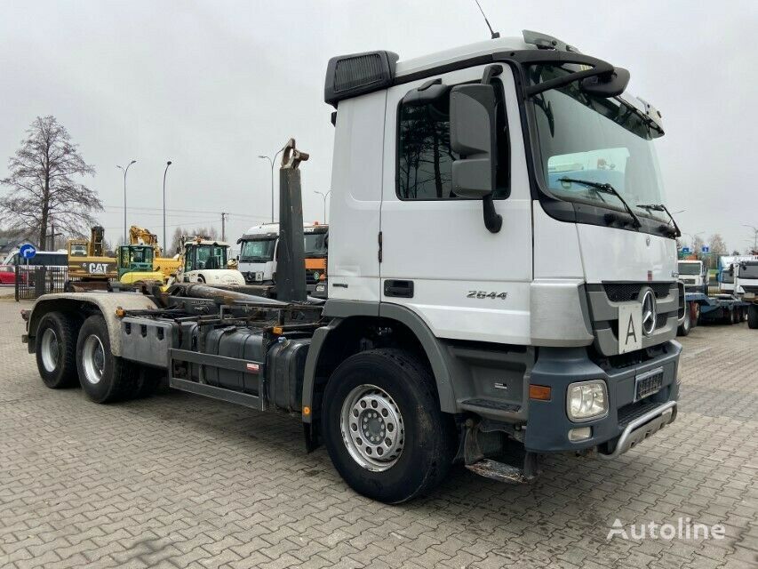 Mercedes-Benz ACTROS 2644 kamion rol kiper