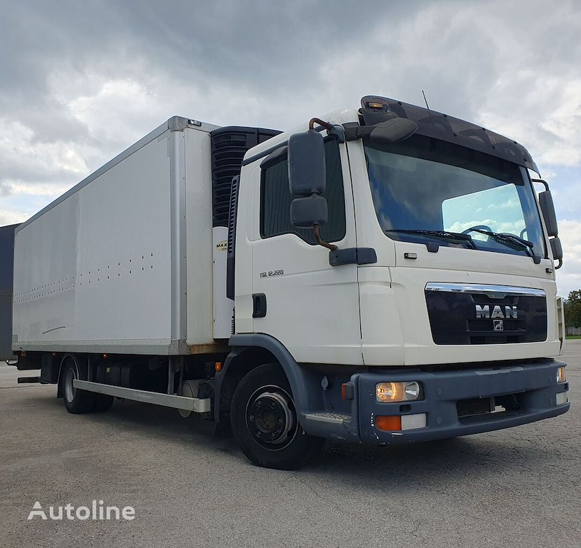 MAN TGL 12.220 refrigerated + back doors+ lift (to -30C) kamion hladnjača