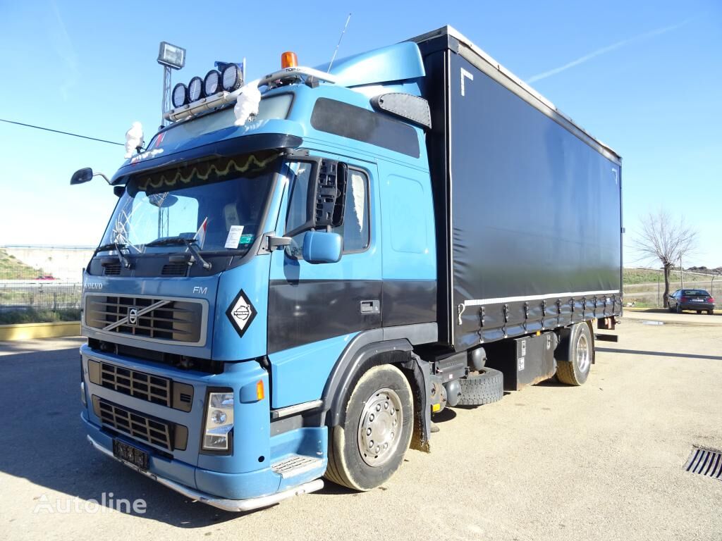 Volvo FM 440 kamion sa klizna zavesa cerada