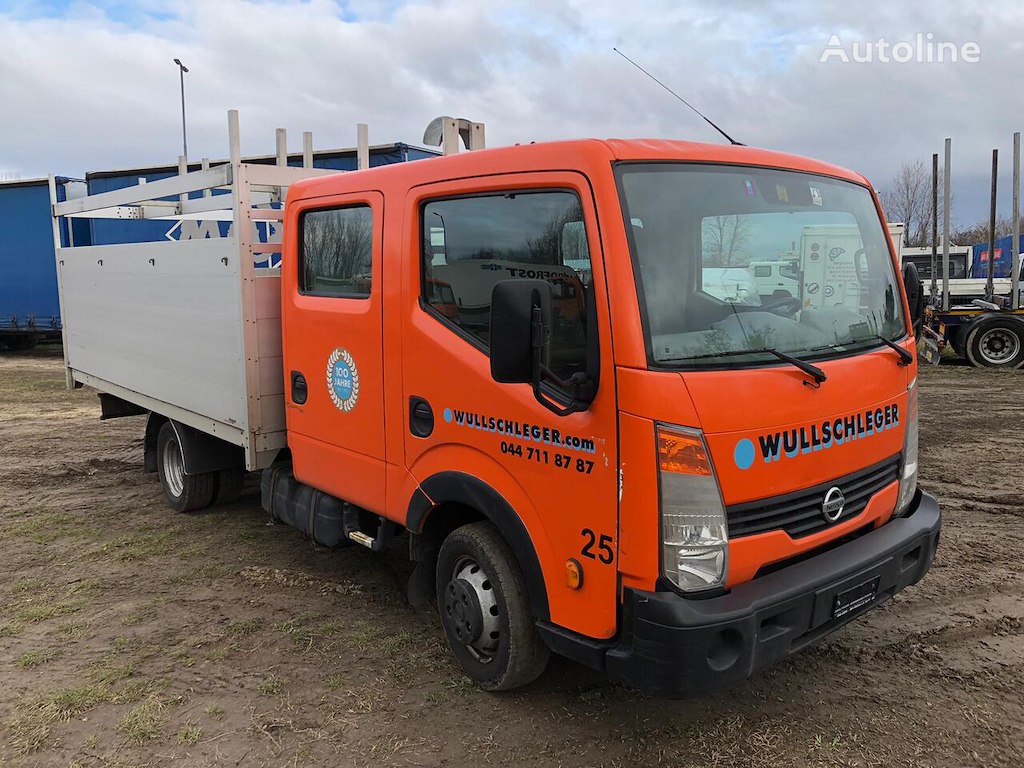 Nissan Cabstar 2,5 TDI, Pritsche Doka seven seat- 3,5t kamion s ravnom platformom < 3.5t