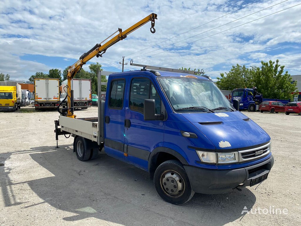 IVECO Daily 35 C 17 DOKA Pritsche, Crane HIAB 022T kamion s ravnom platformom < 3.5t