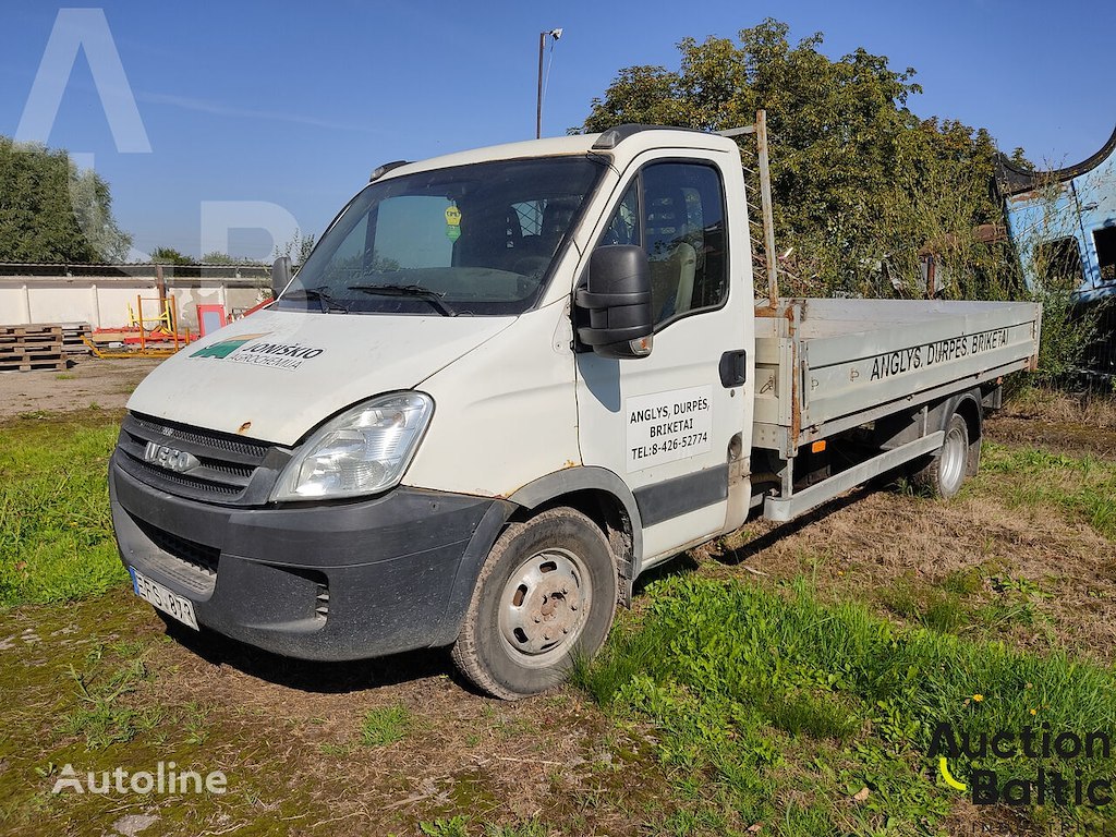 Prodaje se IVECO Daily 35 C 15 kamion s ravnom platformom < 3.5t na aukciji