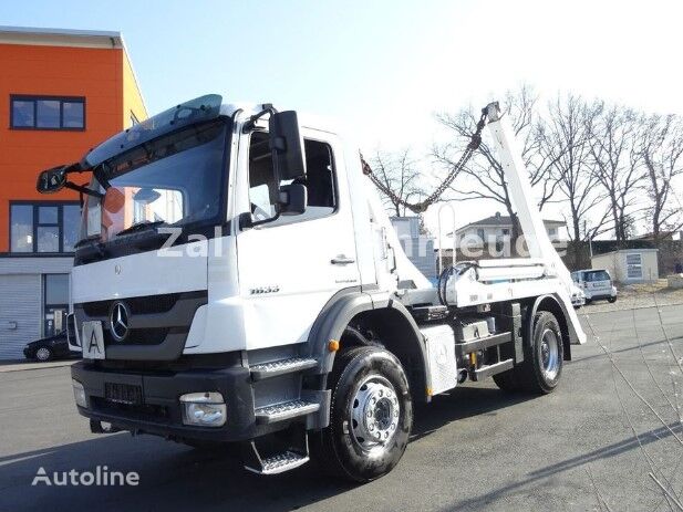 Mercedes-Benz Axor 1833 kamion autopodizač kontejnera