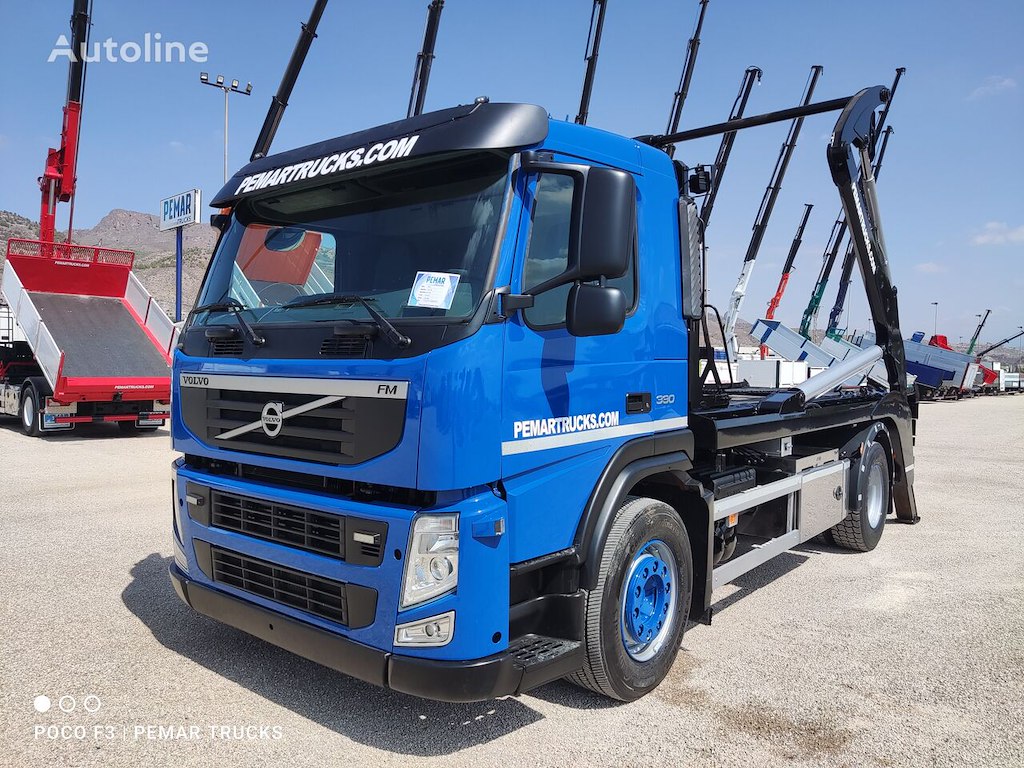 Volvo FM 330 PORTACONTENEDOR CADENA EXTENSIBLE kamion autopodizač kontejnera