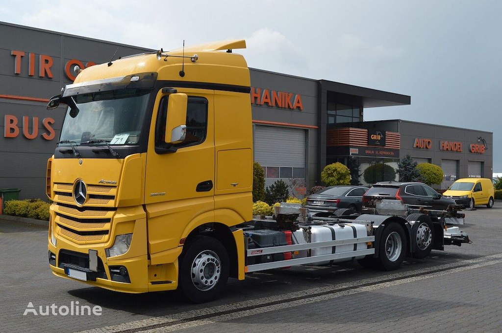 Mercedes-Benz Actros 2542 vozilo za prevoz kontejnera