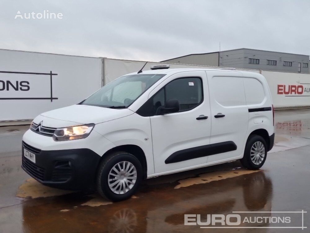 Prodaje se Citroen Berlingo laki furgon na aukciji