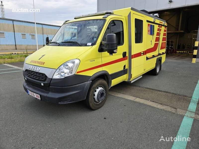 Prodaje se IVECO 70C15 DAILY minibus furgon na aukciji