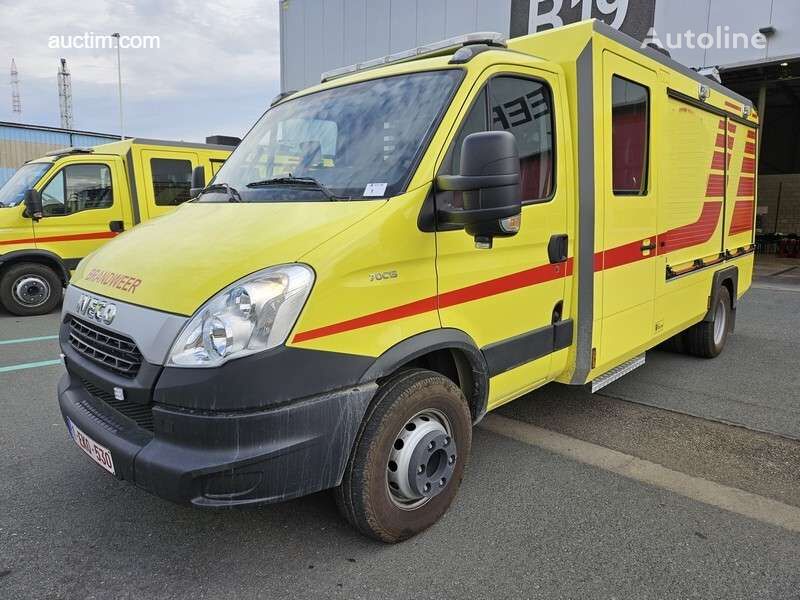 Prodaje se IVECO 70C15 DAILY minibus furgon na aukciji