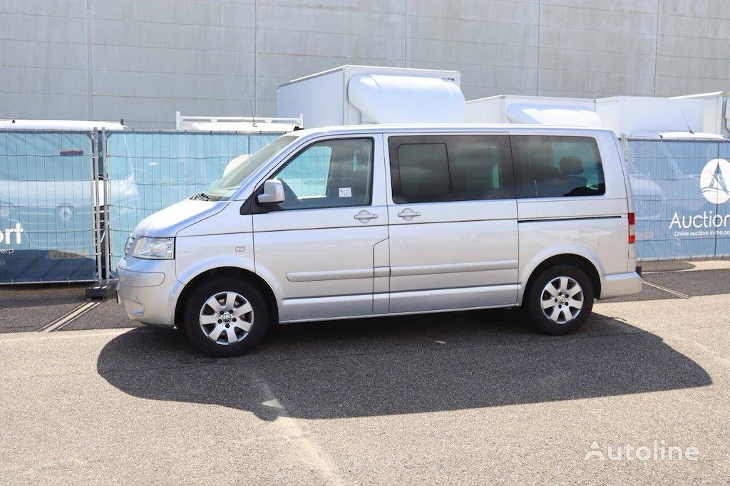 Prodaje se Volkswagen Multivan TDI minibus furgon na aukciji