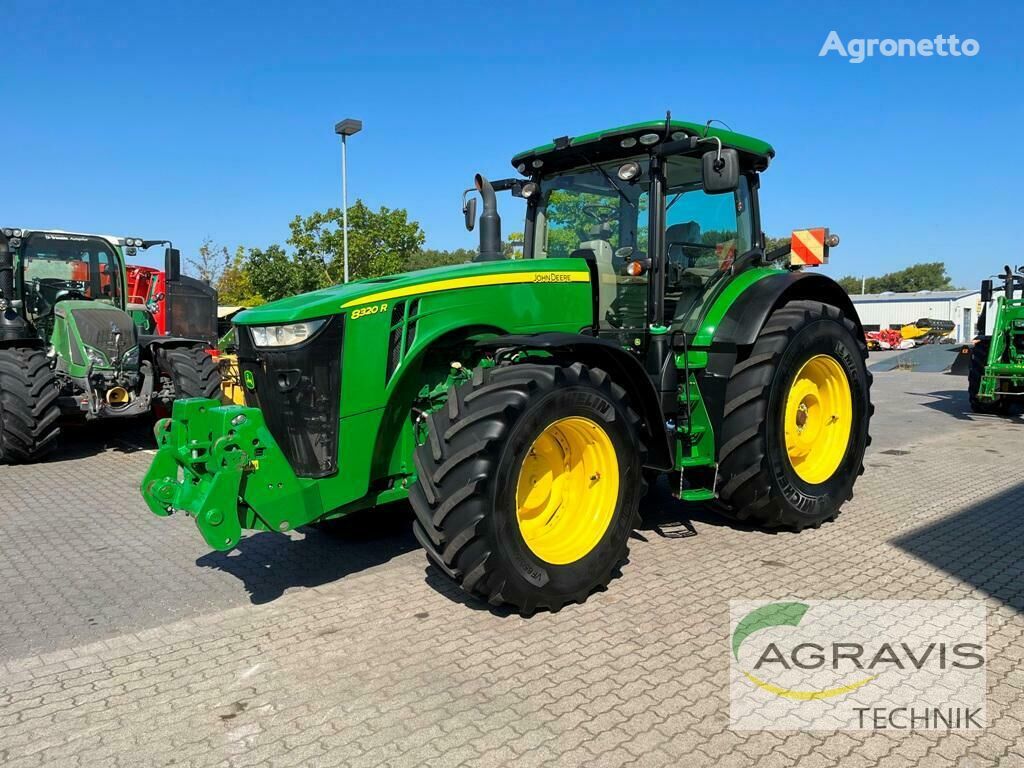 John Deere 8320 R E23 traktor točkaš