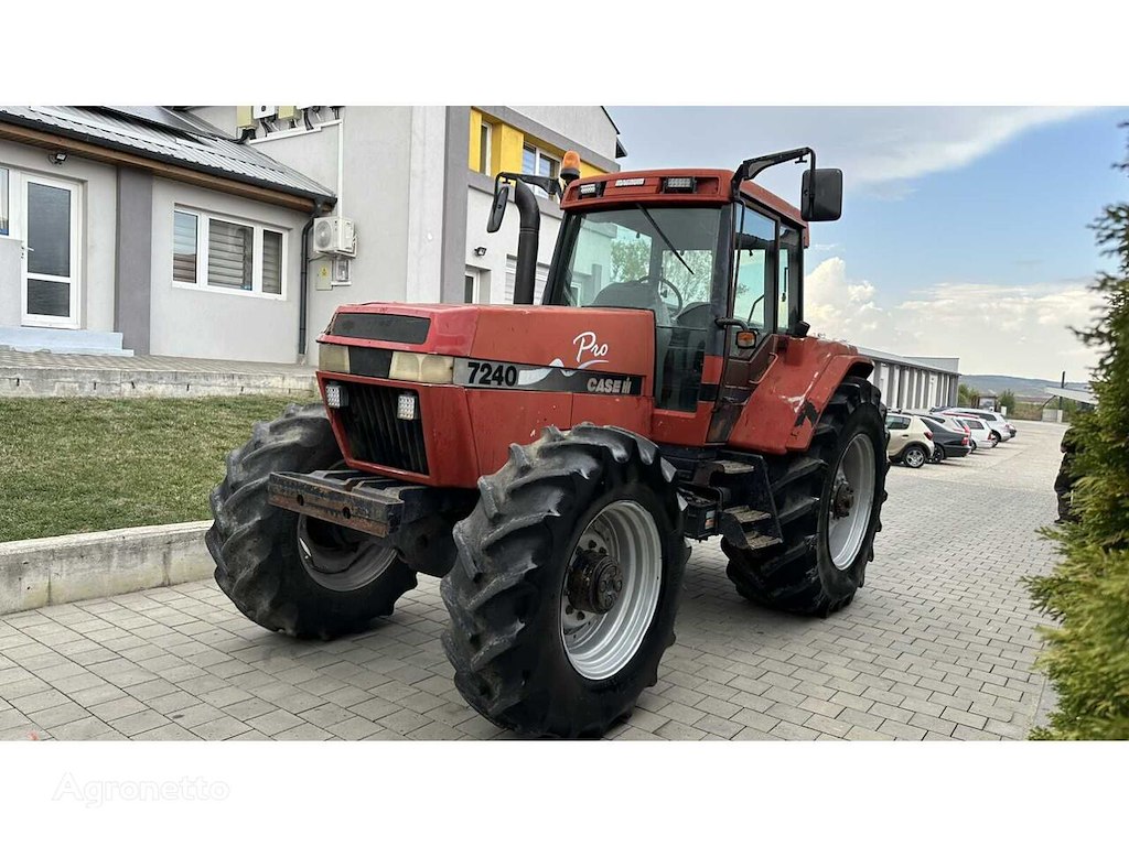 Prodaje se Case IH Magnum 7240 traktor točkaš na aukciji