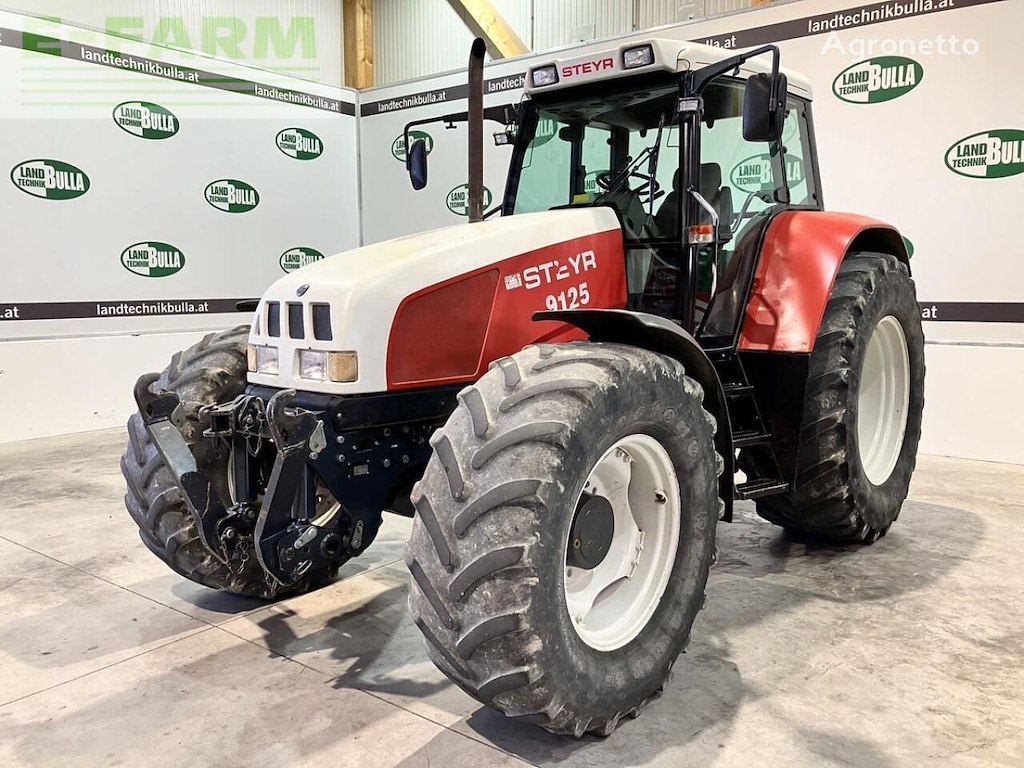 Steyr 9125 a komfort traktor točkaš