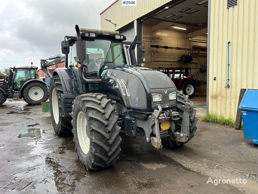 Valtra T182 traktor točkaš