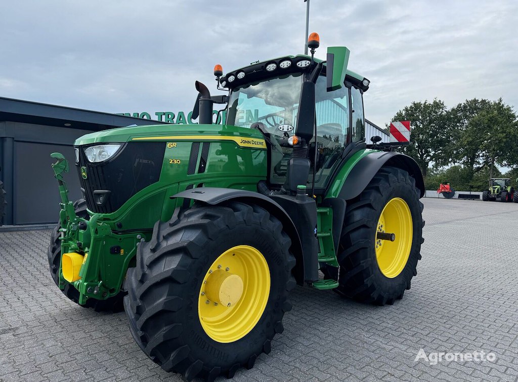 John Deere 6R230 traktor točkaš