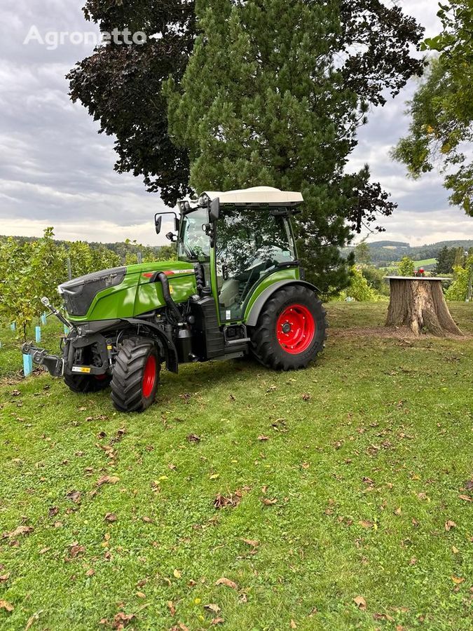 Fendt 211 Vario V vinogradarski traktor