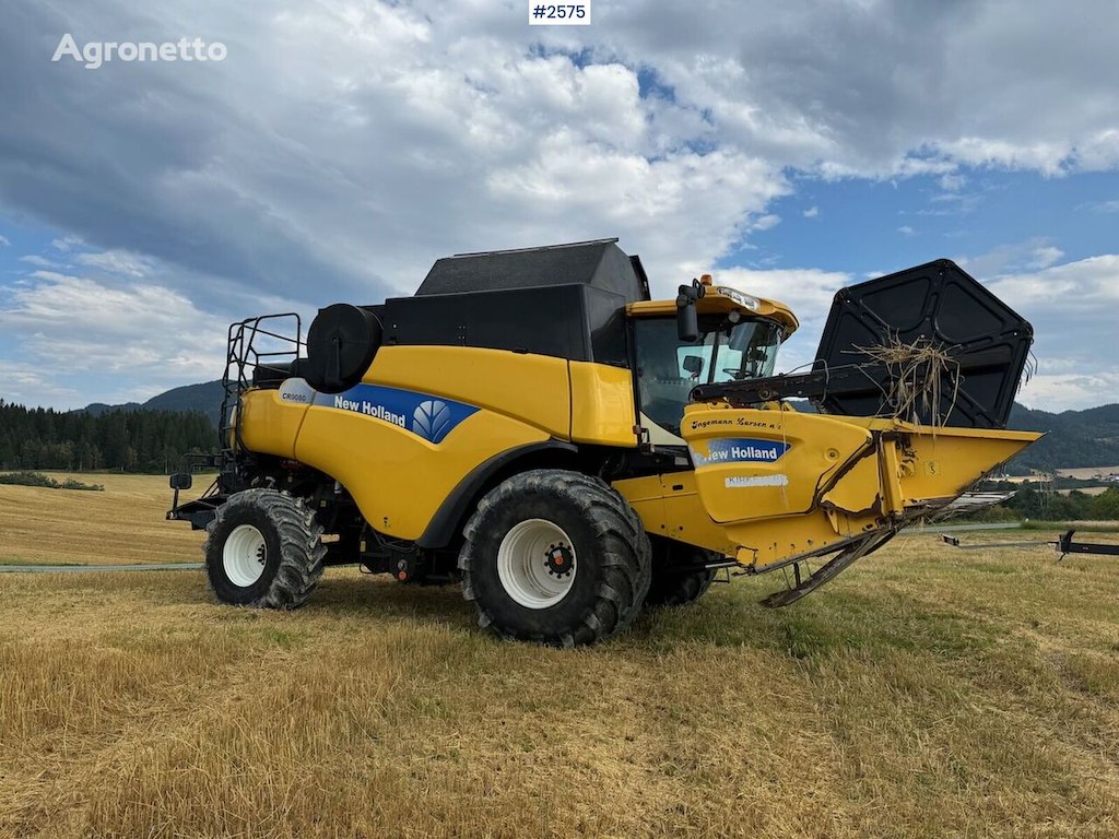 New Holland CR9080 kombajn za žito