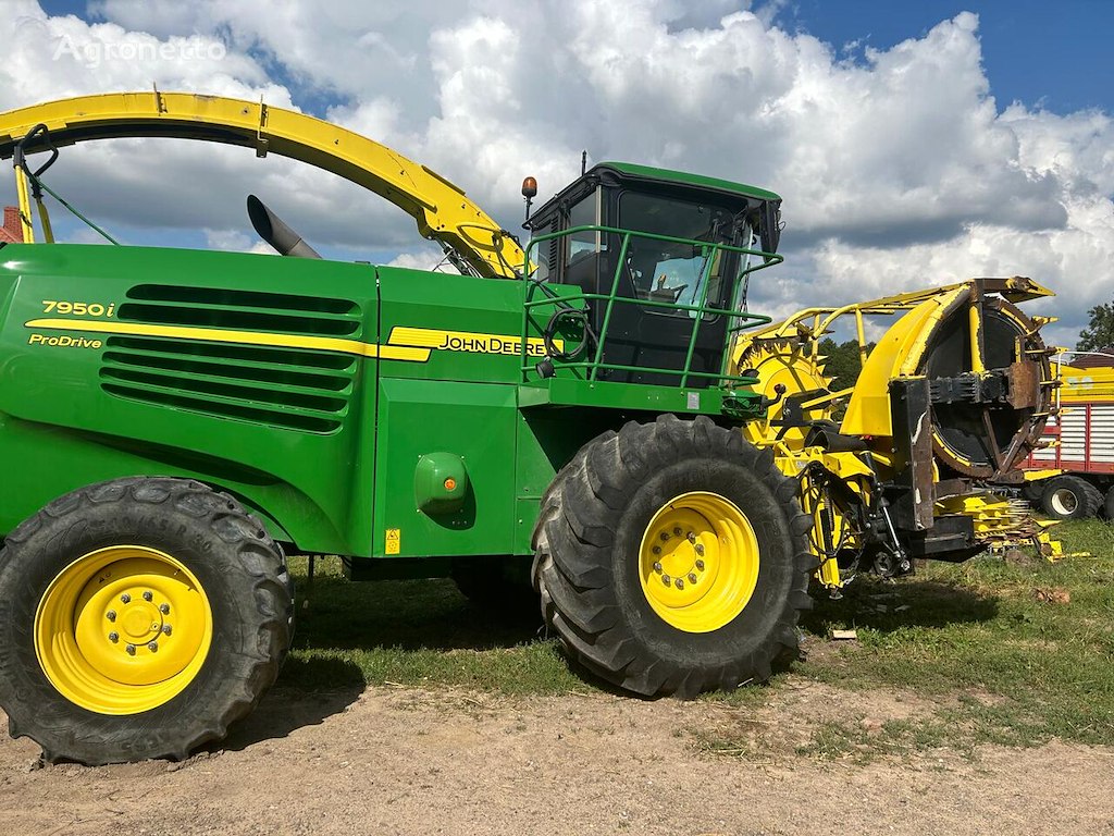 John Deere 7950i ProDrive kombajn za kukuruz